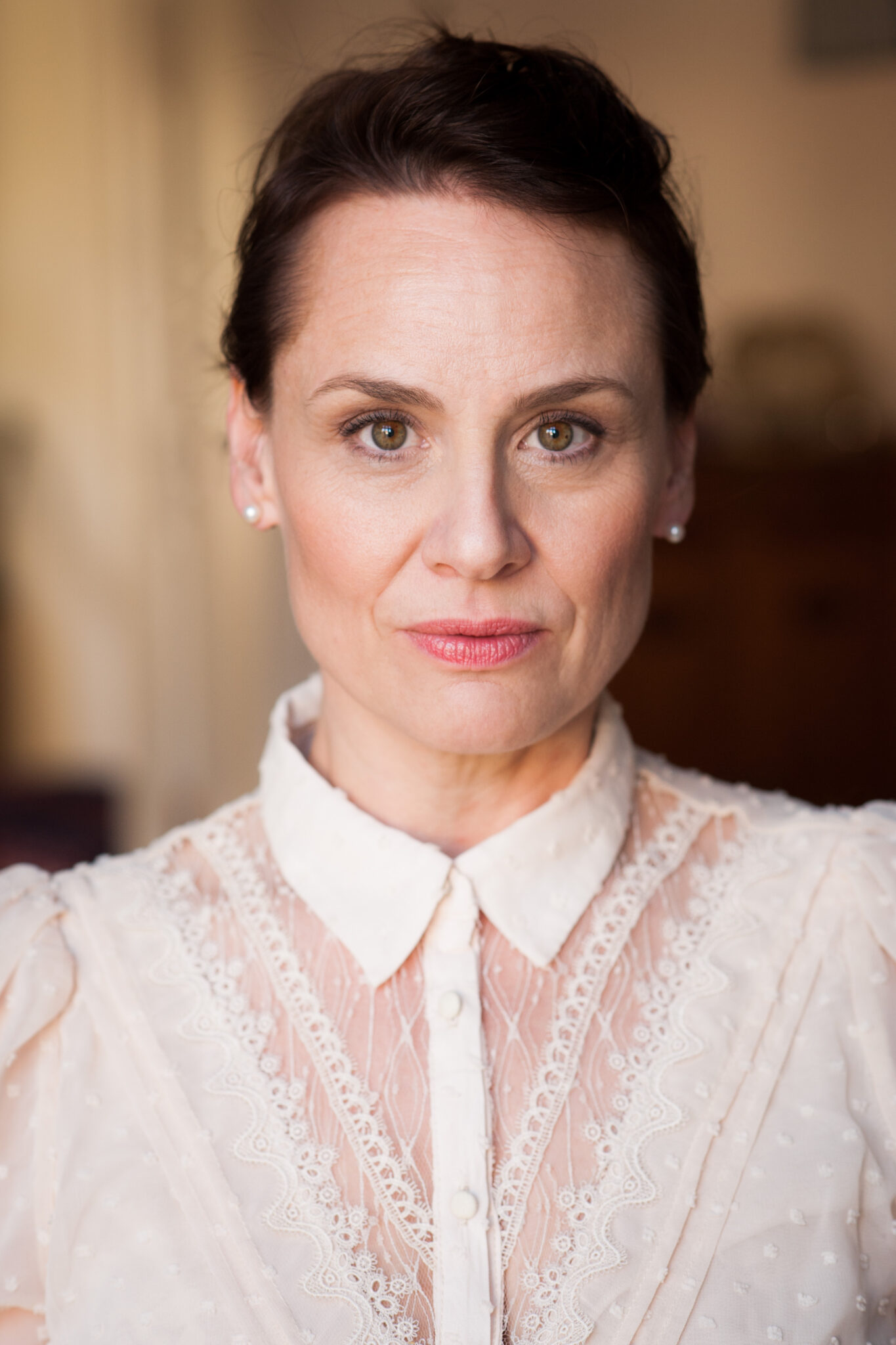 Daniela Holtz In International Series Agentur Kerstin Neuhaus
